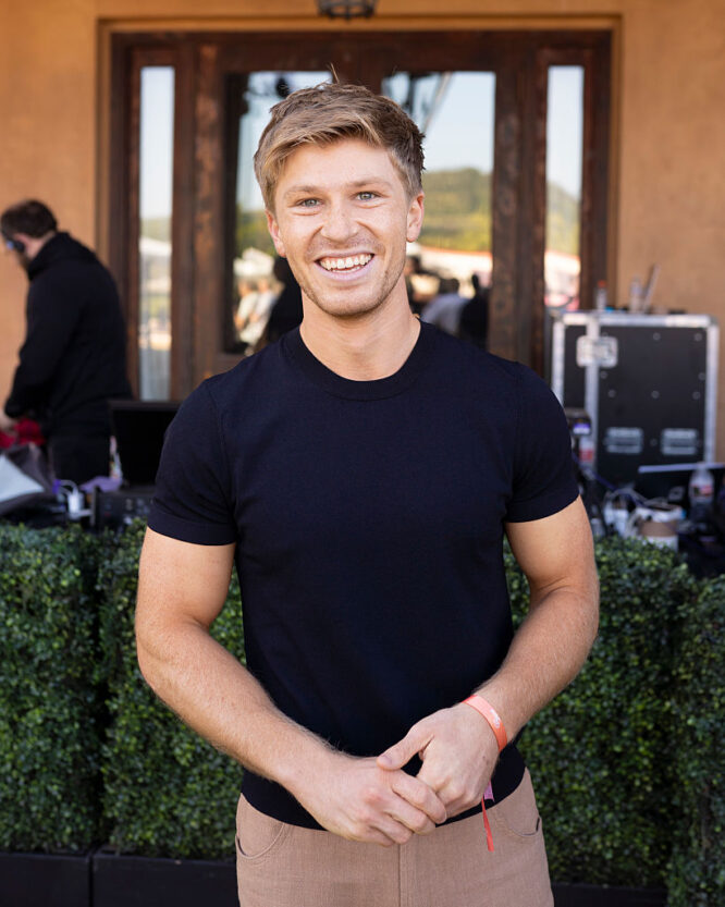 'Dancing With The Stars' Season 34 Cast Breakdown - Betches