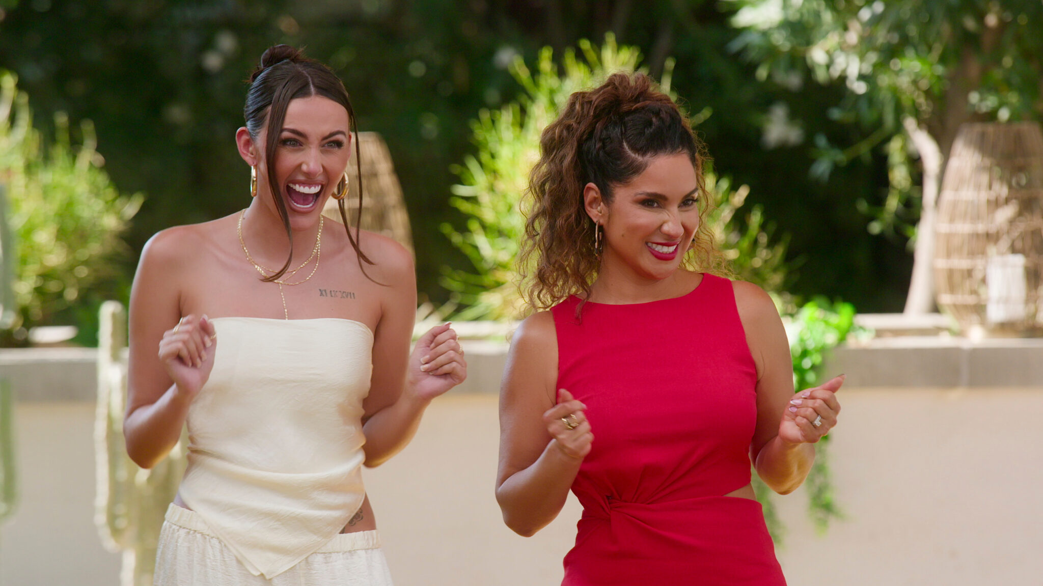 'Sneaky Links' Netflix Host Chloe Veitch's Hot Take On Casual Sex - Betches