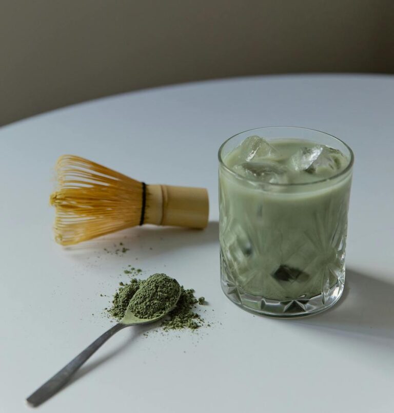 Why Do Hot Girls Love Matcha? Health Benefits, Status Symbol - Betches